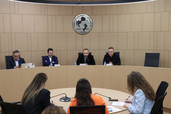 Bëri humor te SPAK-u, Klodiana Lala zbulon pse u thirr Gaz Paja: Ka ... Bëri humor te SPAK-u, Klodiana Lala zbulon pse u thirr Gaz Paja: Ka ...